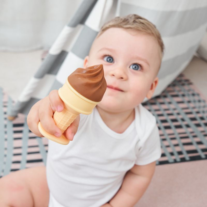 Understanding Baby's Chewing Behavior: A Guide for Parents – Smily Mia